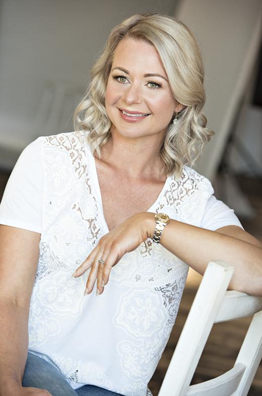 Rachel Cheshire | Face Model and Casting Agency