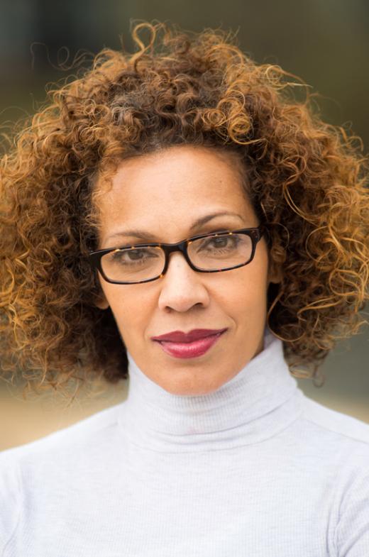 Resi Harris | Face Model and Casting Agency