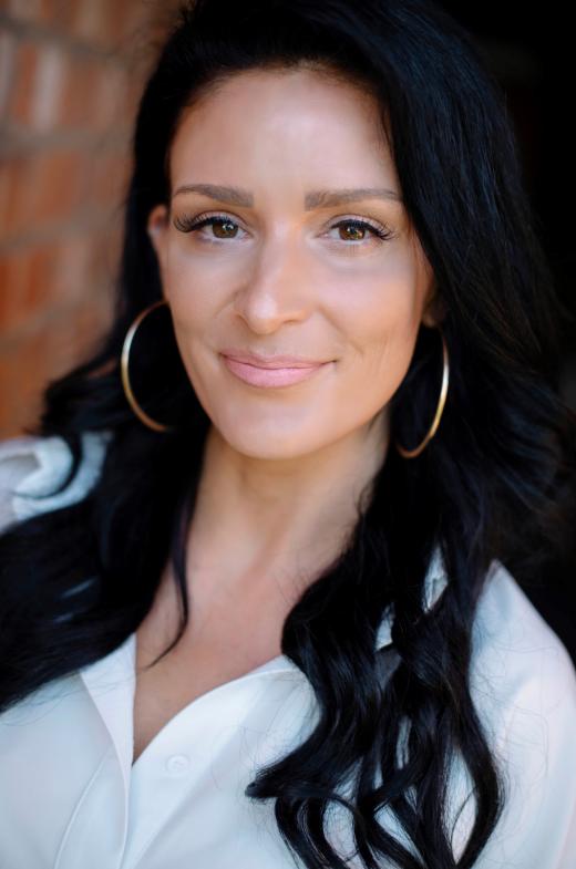 Sian Maxwell | Face Model and Casting Agency