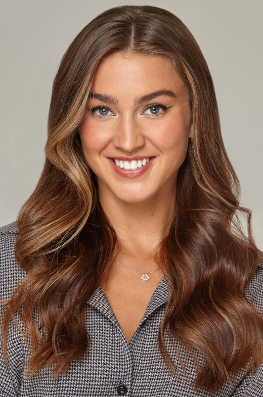 Leah Harris's Instagram, Twitter & Facebook on IDCrawl