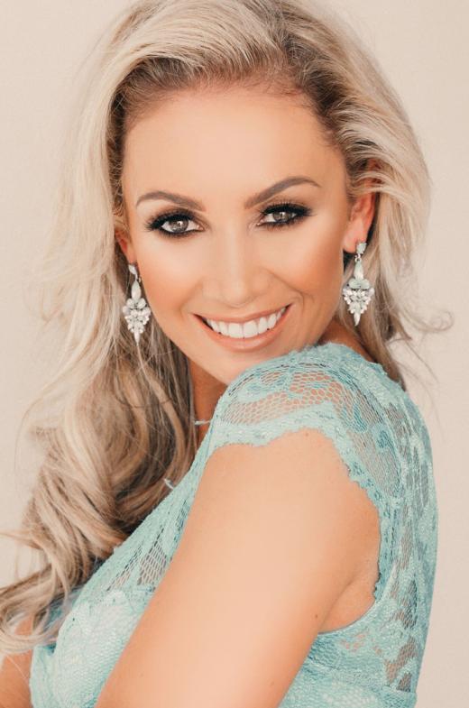 Robyn Morrison | Face Model and Casting Agency