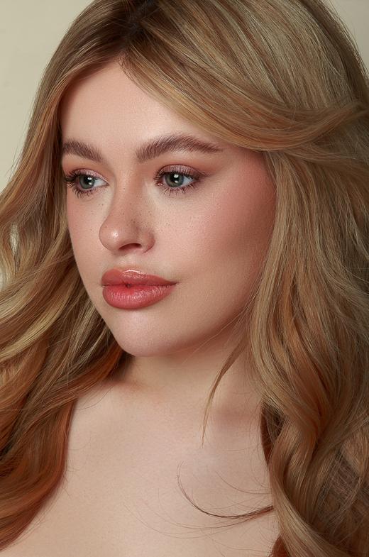 Alice Keay | Face Model and Casting Agency