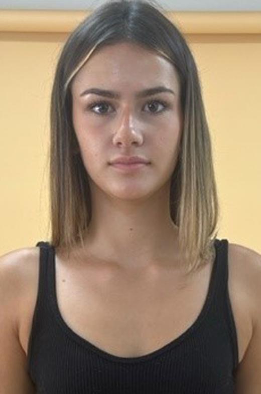 Lydia Booth | Face Model and Casting Agency