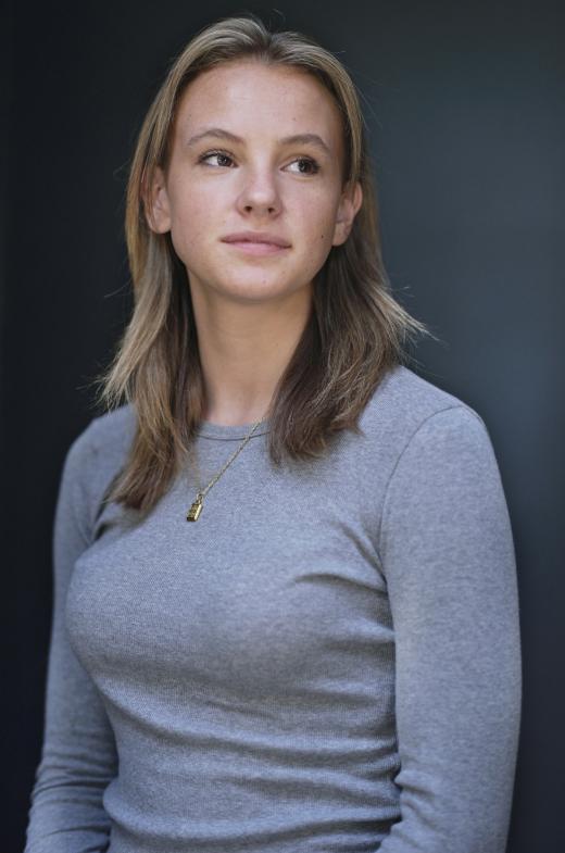 Erin Loseby | Face Model and Casting Agency