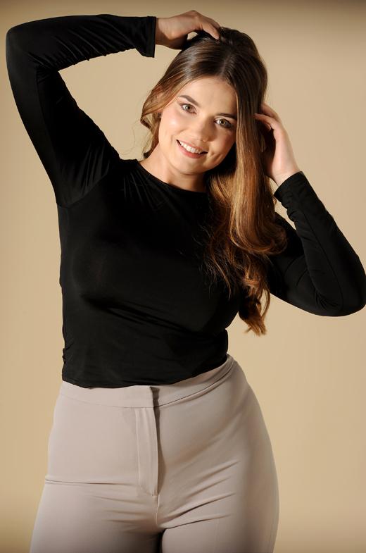 Emily Lewis | Face Model and Casting Agency