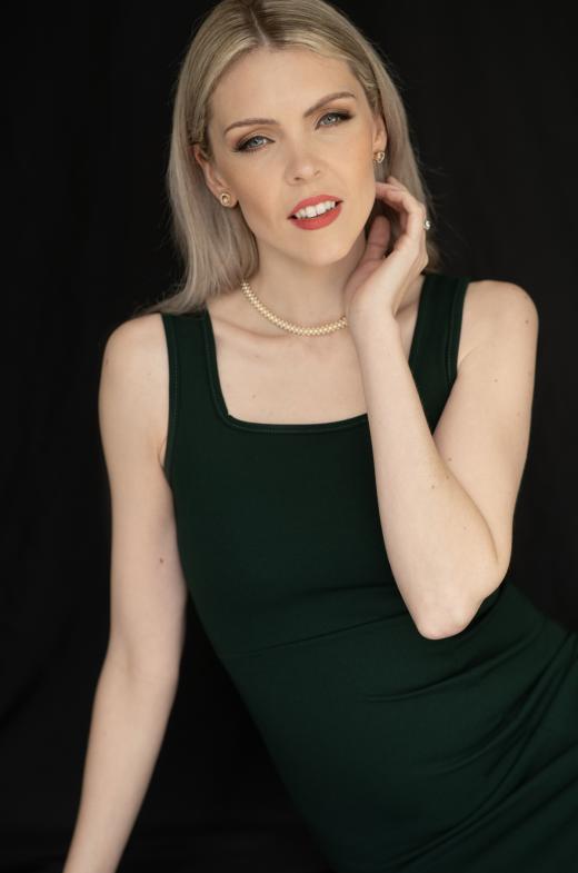 Lynne Kenning | Face Model and Casting Agency