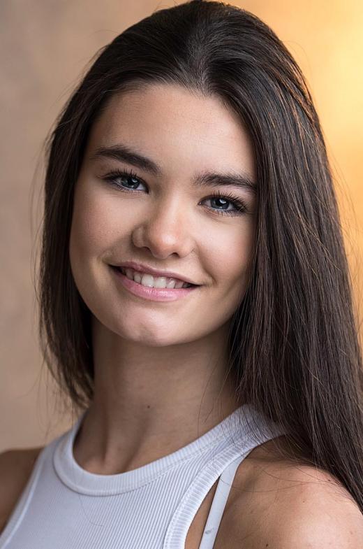 Ellie McKenna | Face Model and Casting Agency
