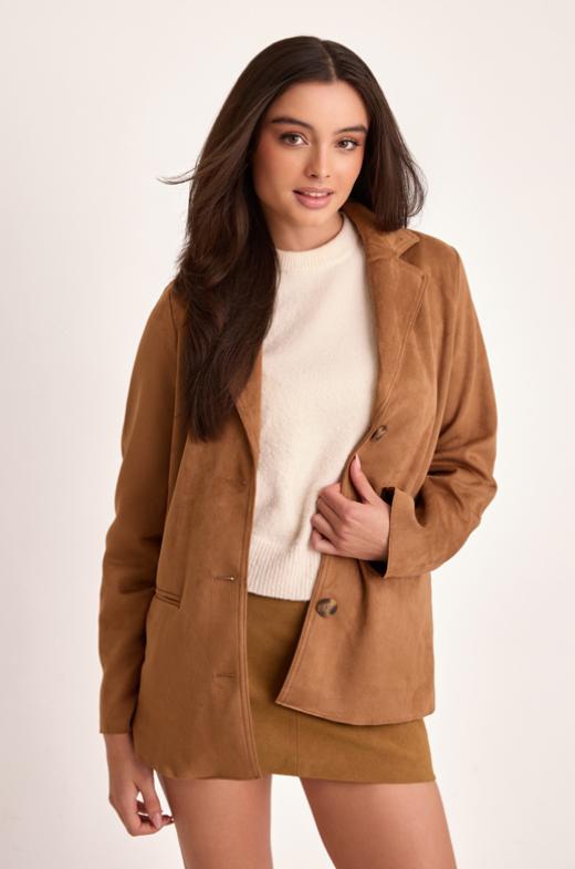 Darcey Connolly | Face Model and Casting Agency
