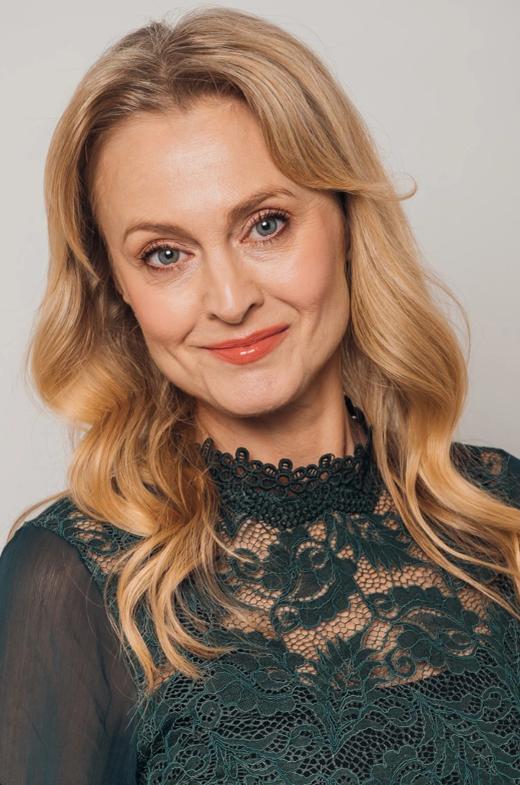 Sarah Faulkner | Face Model and Casting Agency