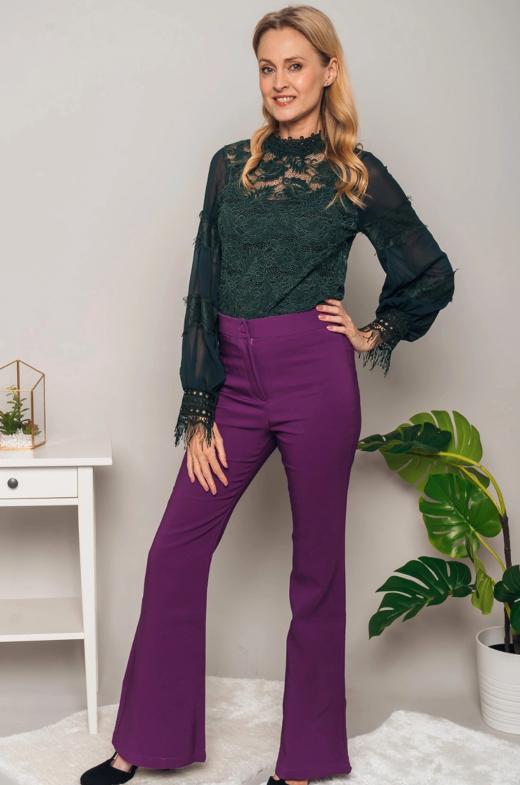 Sarah Faulkner | Face Model and Casting Agency