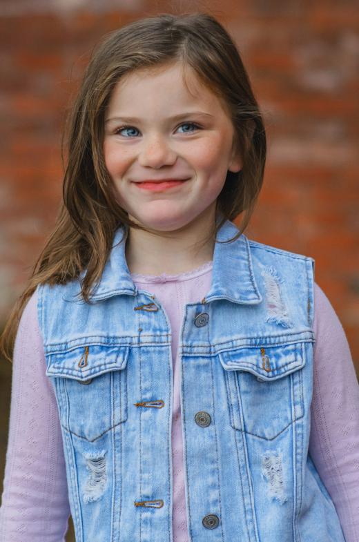 Layla Stott | Face Model and Casting Agency