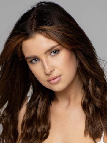 Female Supporting Artists | Face Model and Casting Agency